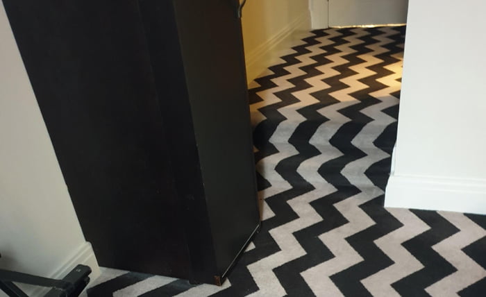 This hotel room got some sneaky stairs, not the best when you’re tanked ...