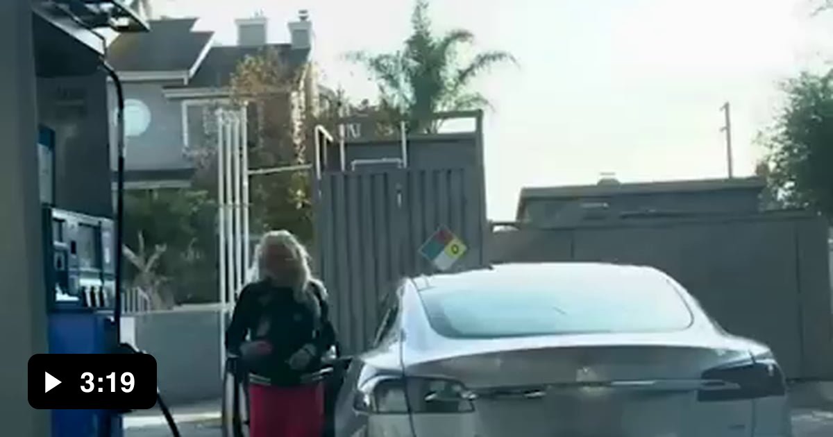 At the Gas-station - 9GAG