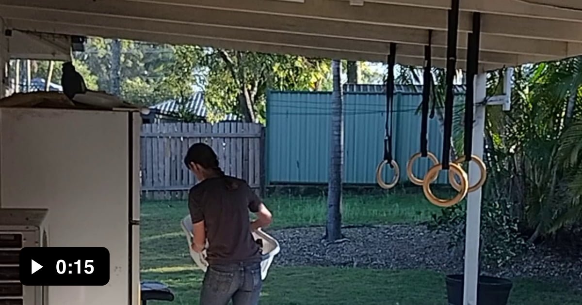 The dangers of washing in Australia - 9GAG