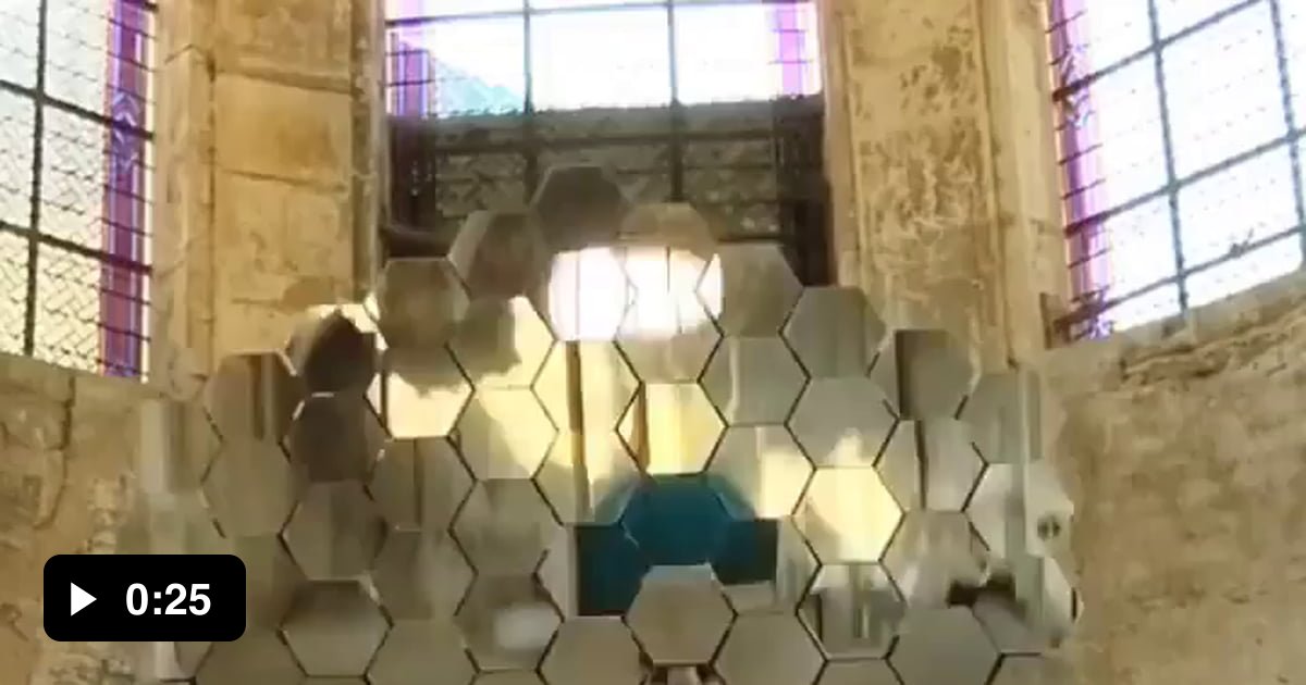 Kinetic sculpture built to mimic water! - 9GAG