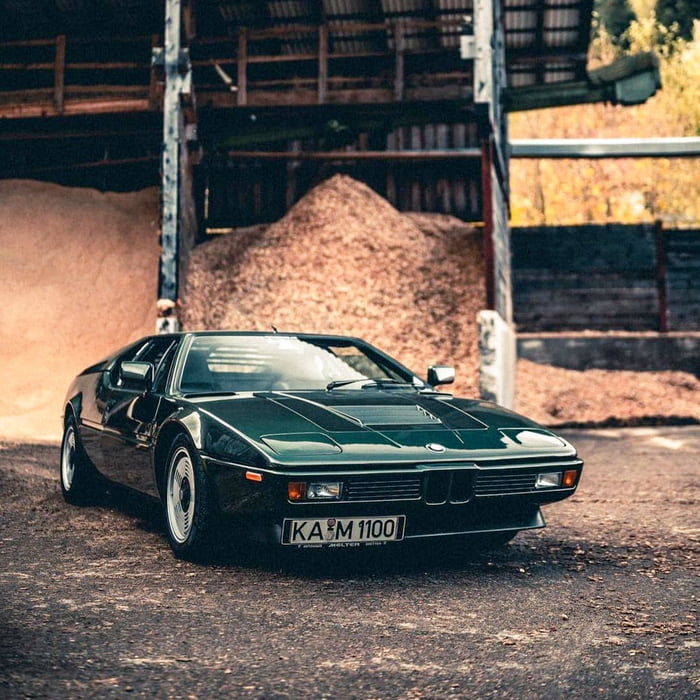 BMW M1 - 9GAG