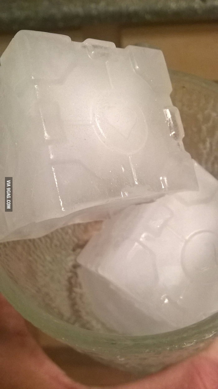Companion cube ice cubes! - 9GAG