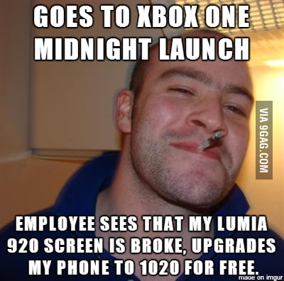 Met good guy Microsoft Employee at midnight launch. - 9GAG