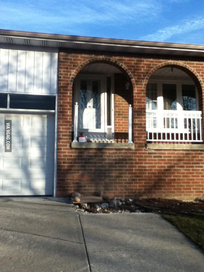 Useless house - 9GAG