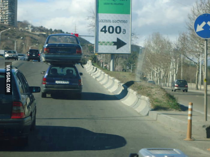 Meanwhile in Georgia - 9GAG