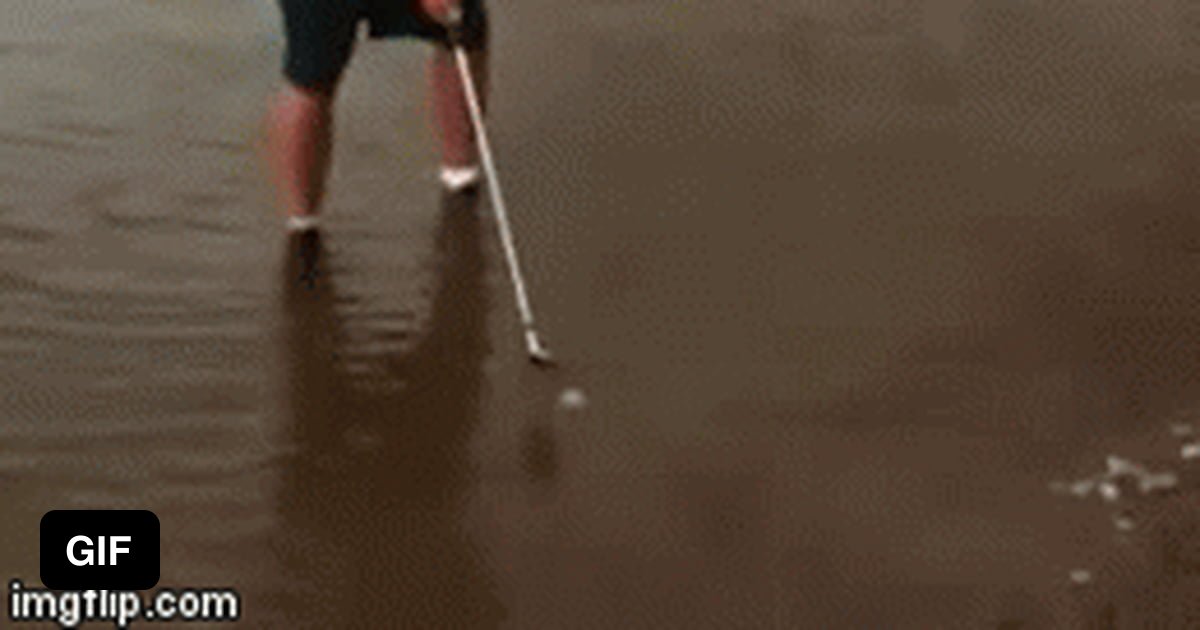 Super difficult golf shot attempt - 9GAG