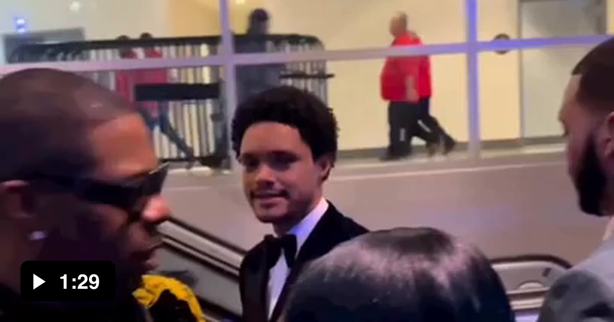 Trevor Noah meets his favorite rapper, Busta Rhymes, at the Grammy's ...