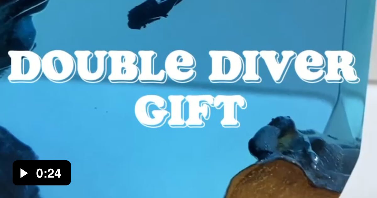 Double Diver Decorative Light gift - 9GAG