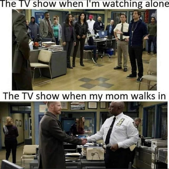 Hot dang PDA in the office - 9GAG