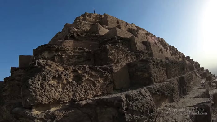 Some blocks of the Great Pyramid of Giza are much more eroded than ...