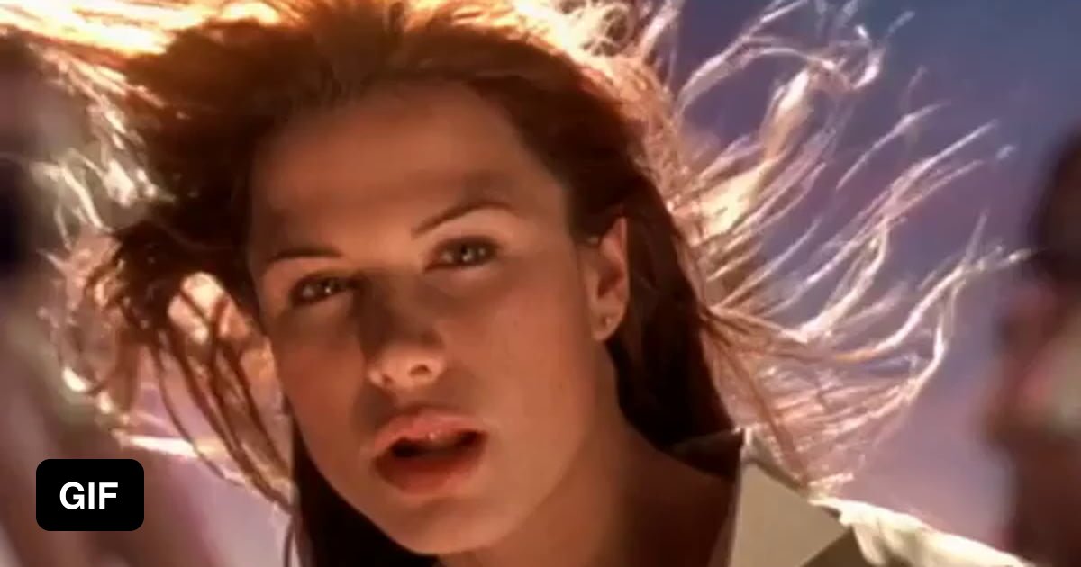Rhona Mitra - 9GAG