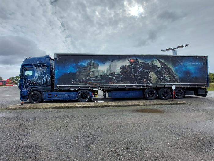 The other side - 9GAG