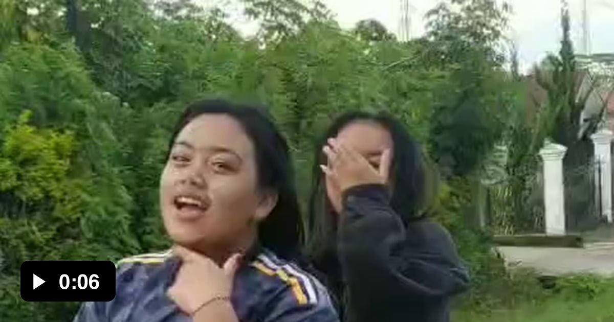 Well, at least she tried - 9GAG