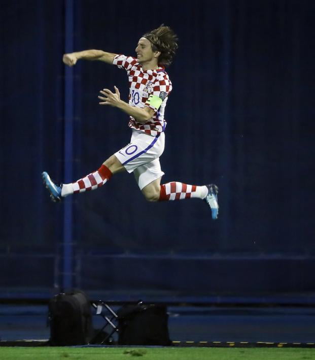 Let's take a moment and appreciate this posture of Luka Modric like he ...