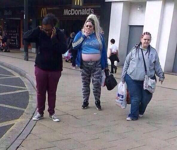 Lady Kaka and friends - 9GAG