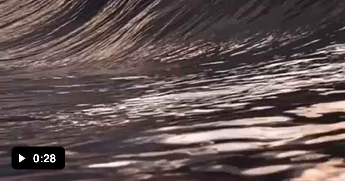 A breathtaking wave - 9GAG