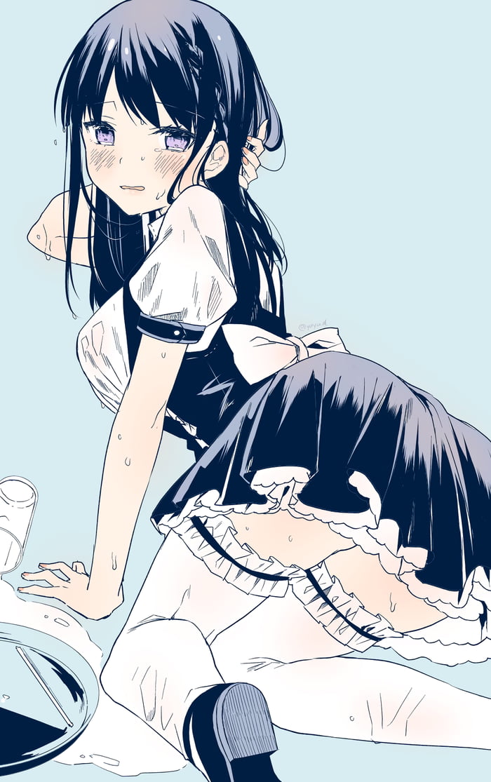 Clumsy maid - 9GAG
