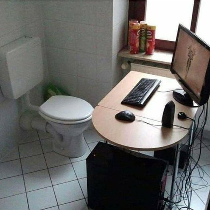 Rate my setup - 9GAG