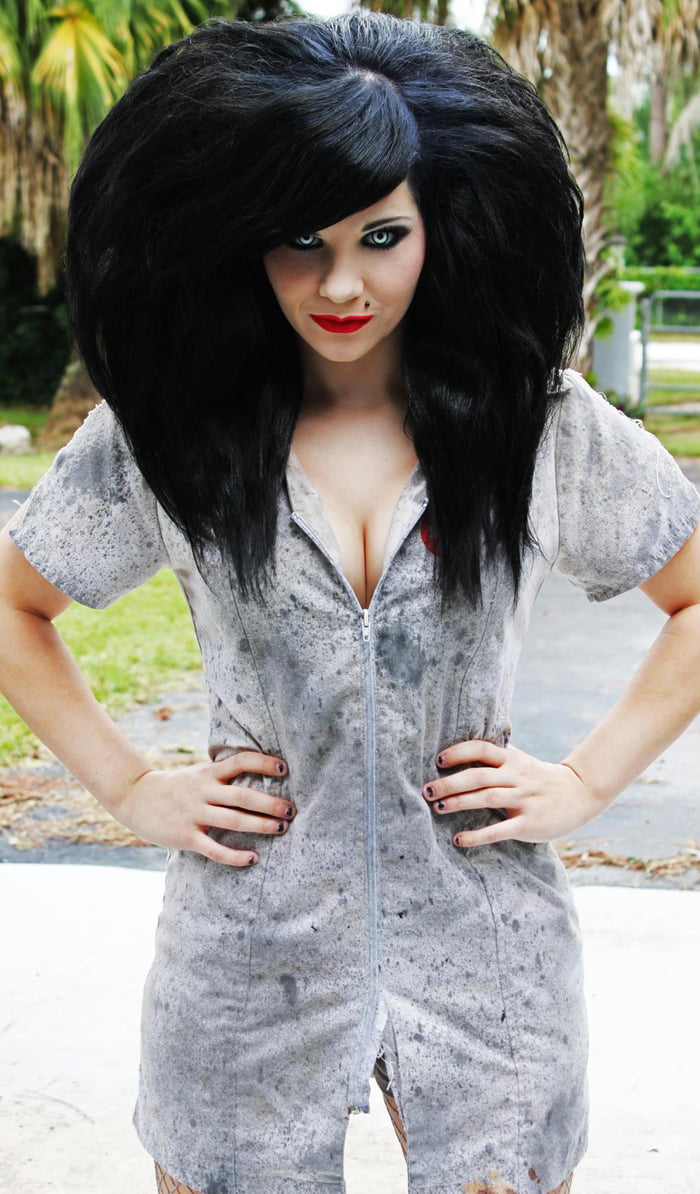 Paramoria Nosferata, the Queen of Emo Vampires - 9GAG