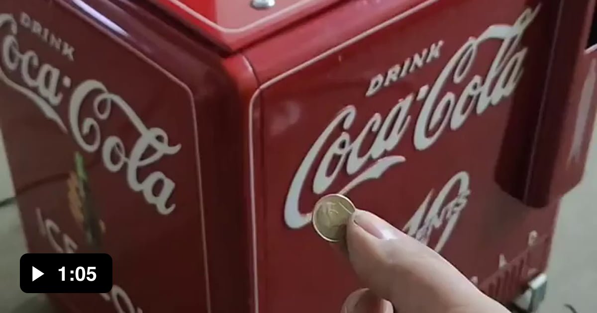 Unique vintage Wet Bath Coca Cola vending machine - 9GAG