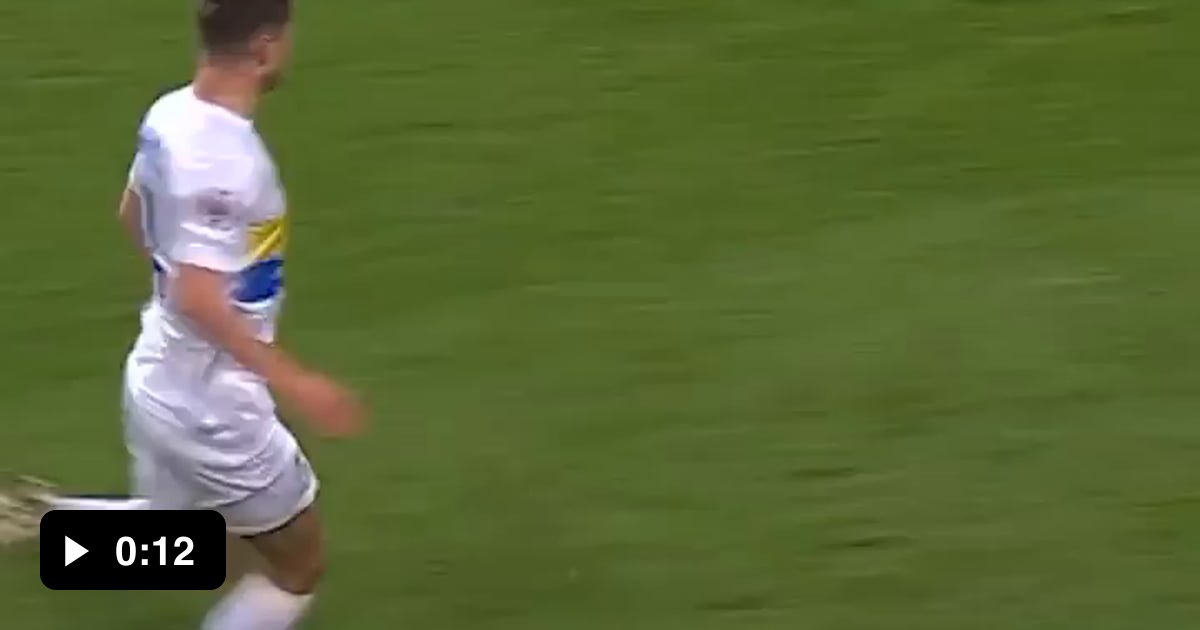 Attempting to return the ball went slightly wrong. - 9GAG