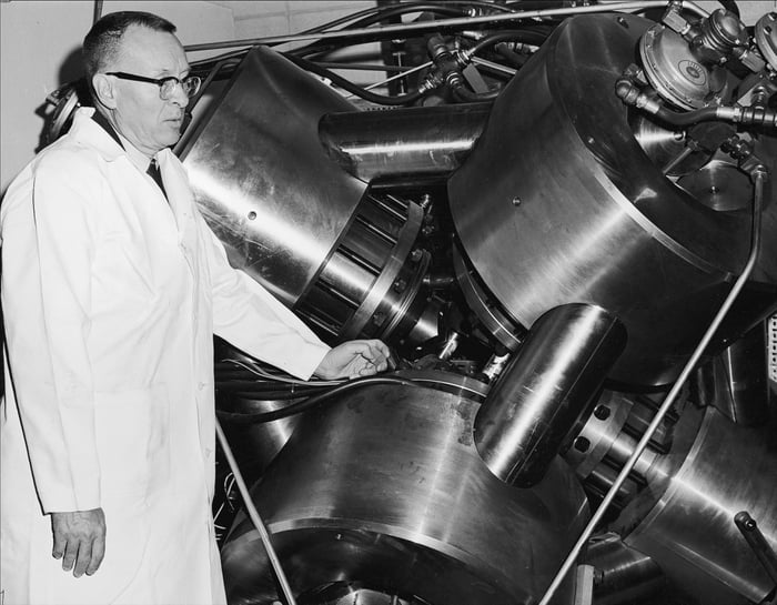 Howard Tracy Hall was the first person to create synthetic diamonds in ...