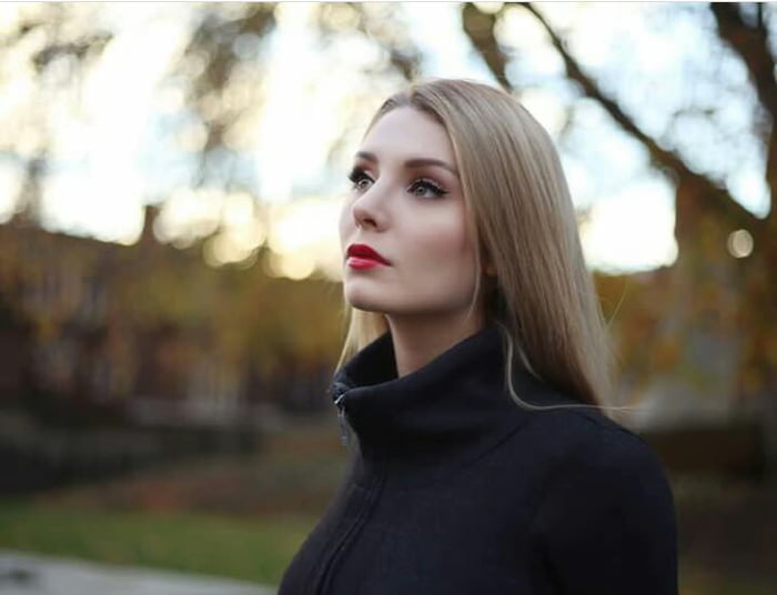 Lauren Southern - 9GAG