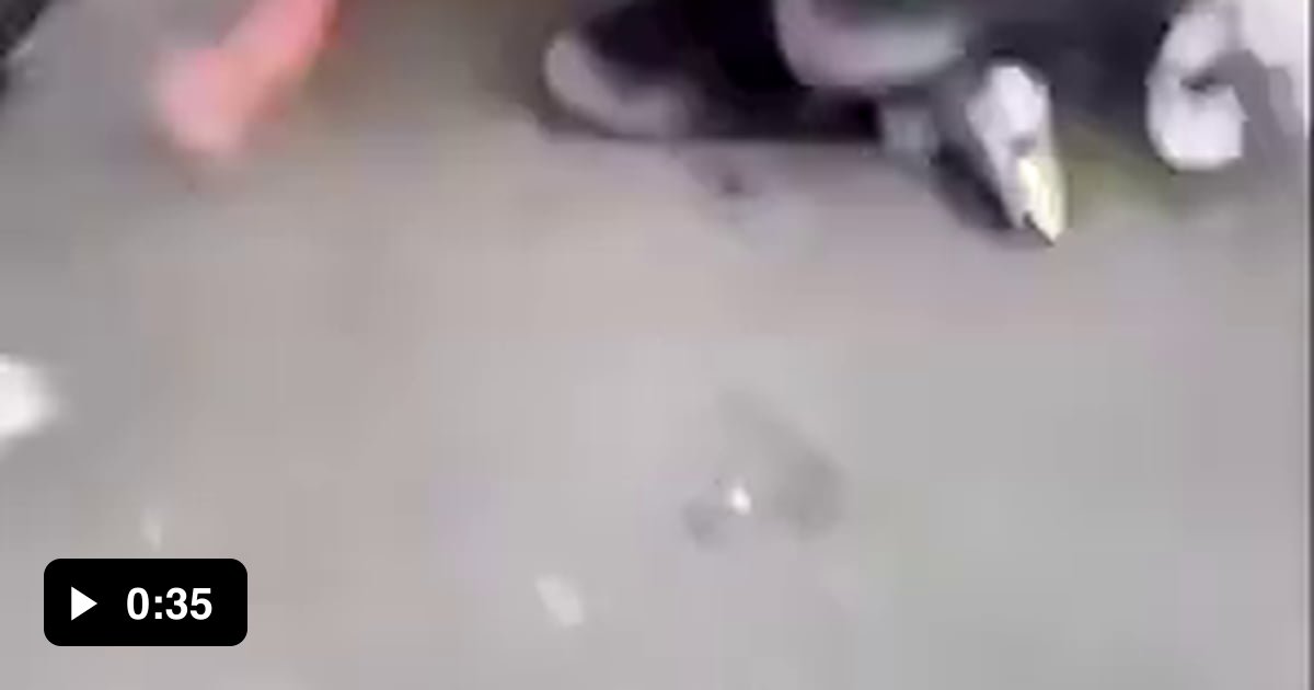 BLM showing love and tolerance - 9GAG