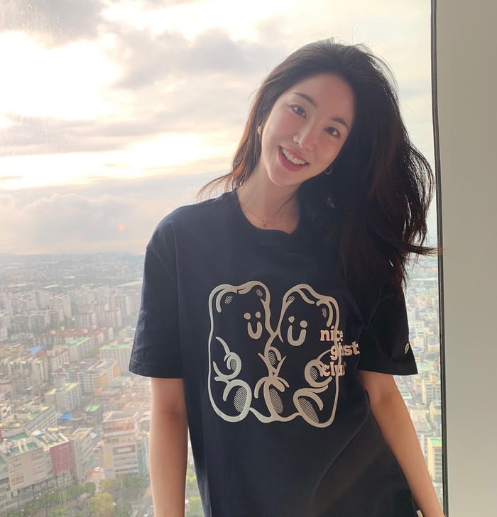 BAE JIN YEA ( LABOUM) - 9GAG