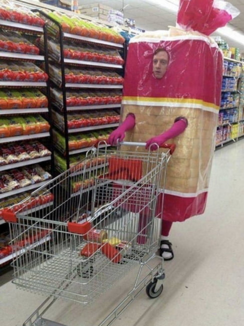 They call me Bread Pitt - 9GAG