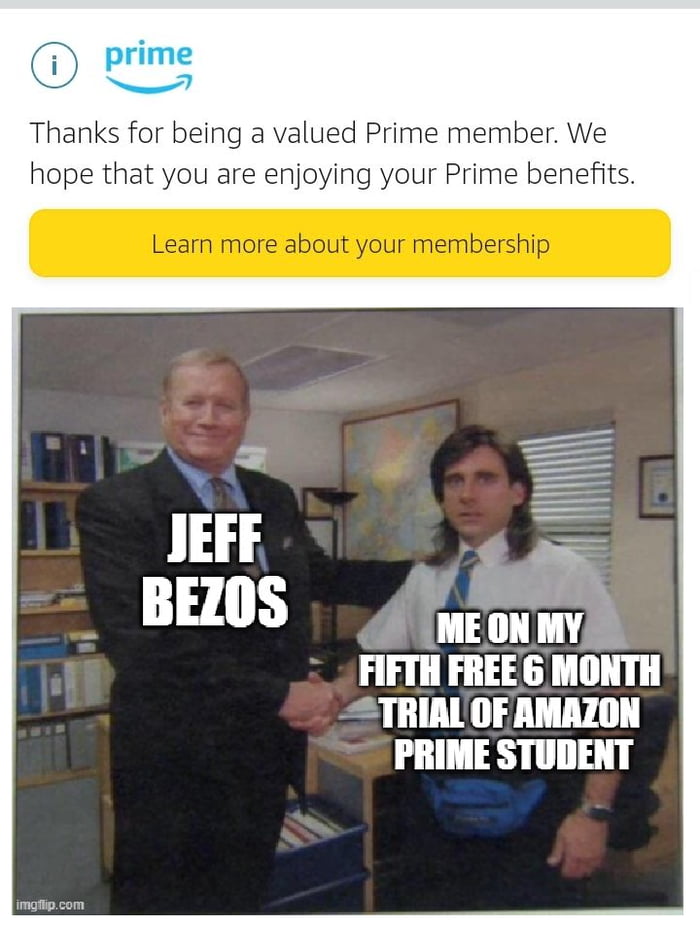 Taps forehead - 9GAG