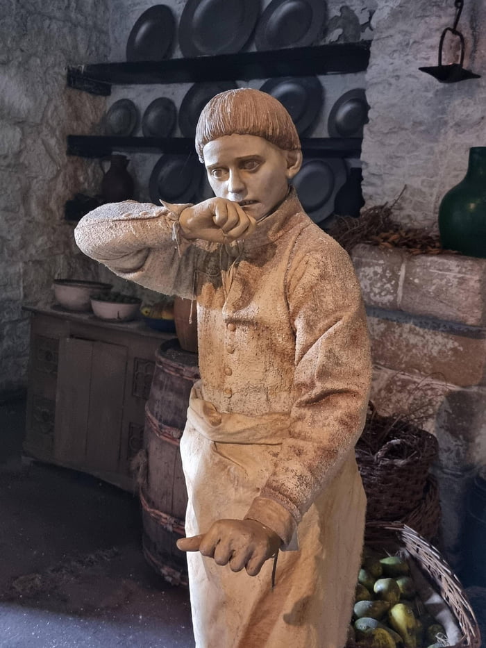 Spotted Will Byers at Stirling Castle, Scotland - 9GAG