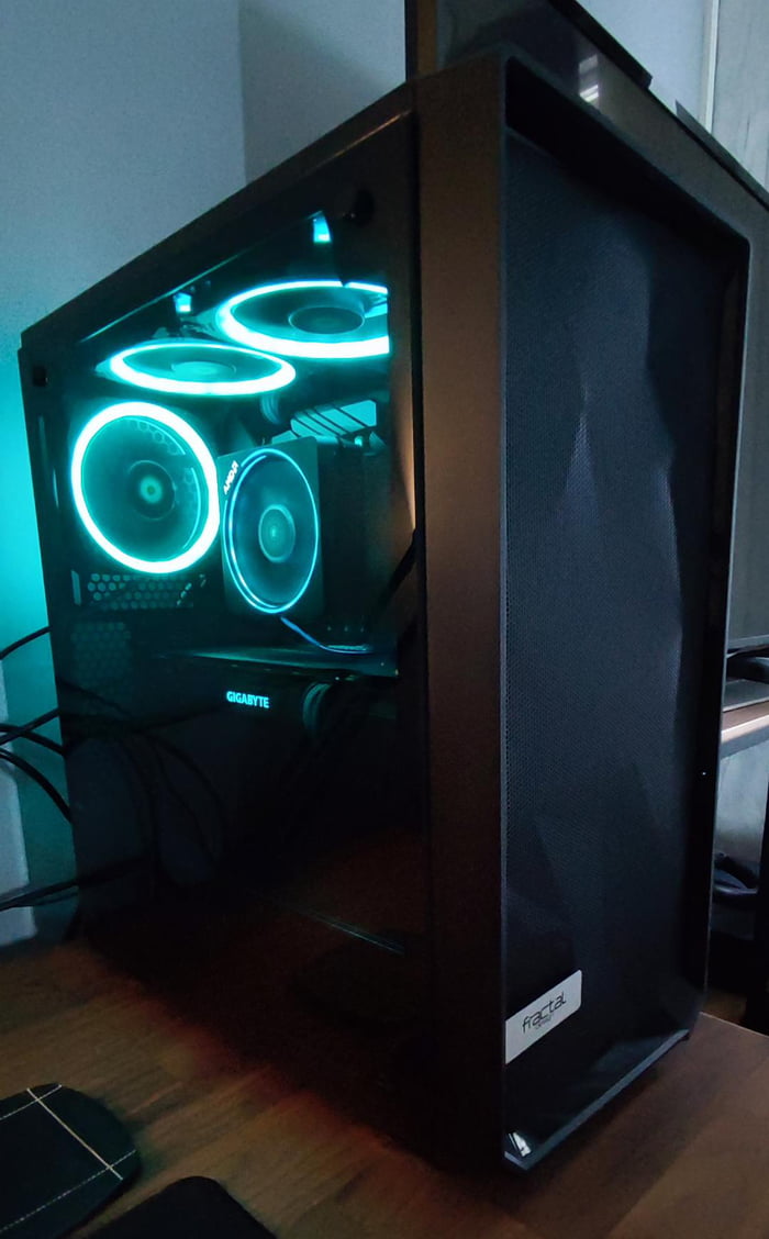 First complete build. - 9GAG