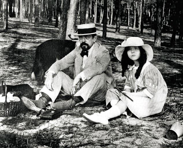 Claude Debussy and his daughter on a picnic, 1915. - 9GAG