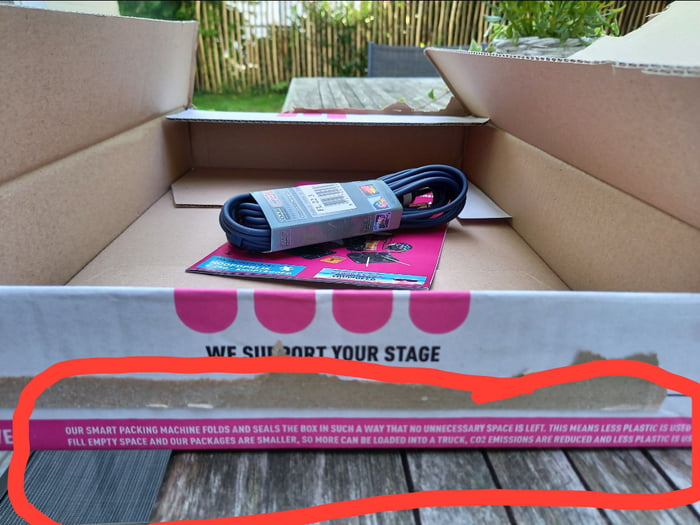 Smart packaging machine - 9GAG