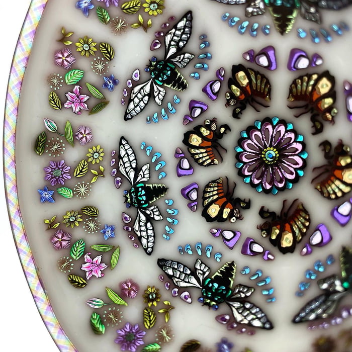 Incredibly intricate core formed vessel made by Japan based glass artist Daisuke Takeuchi. The ...