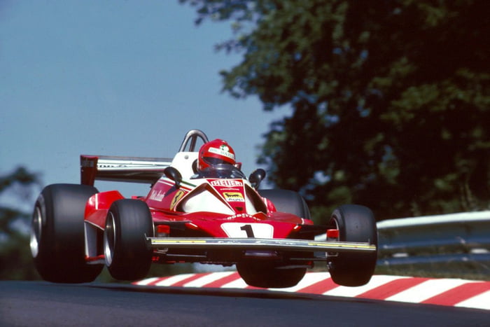 Niki Lauda - Nurburgring 1976 - 9GAG