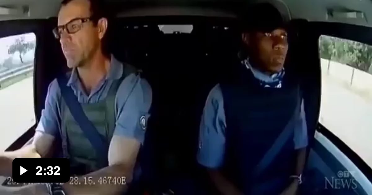 Driver of armoured vehicle evades armed robbers in brazen highway heist. - 9GAG