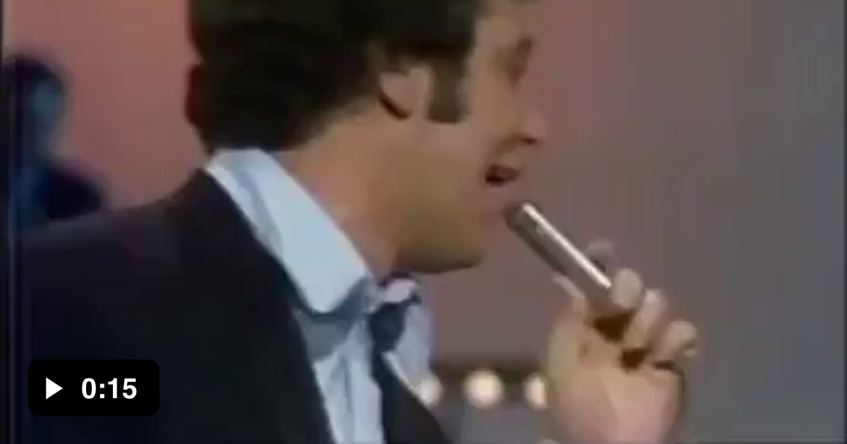 Tom Jones performing "Down with the Sickness" Live, 1968 - 9GAG
