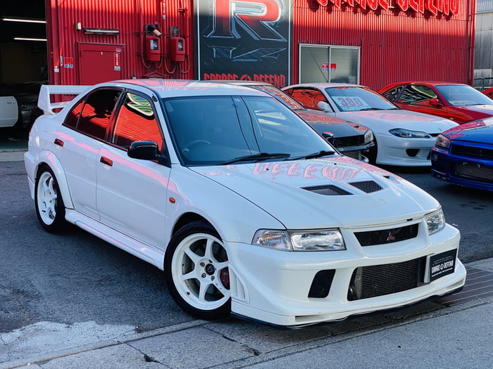 Mitsubishi Lancer Evolution VI - 9GAG