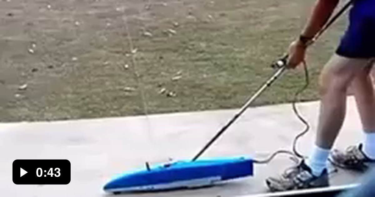 This guy created a tiny car that can go 314 km/h - 9GAG