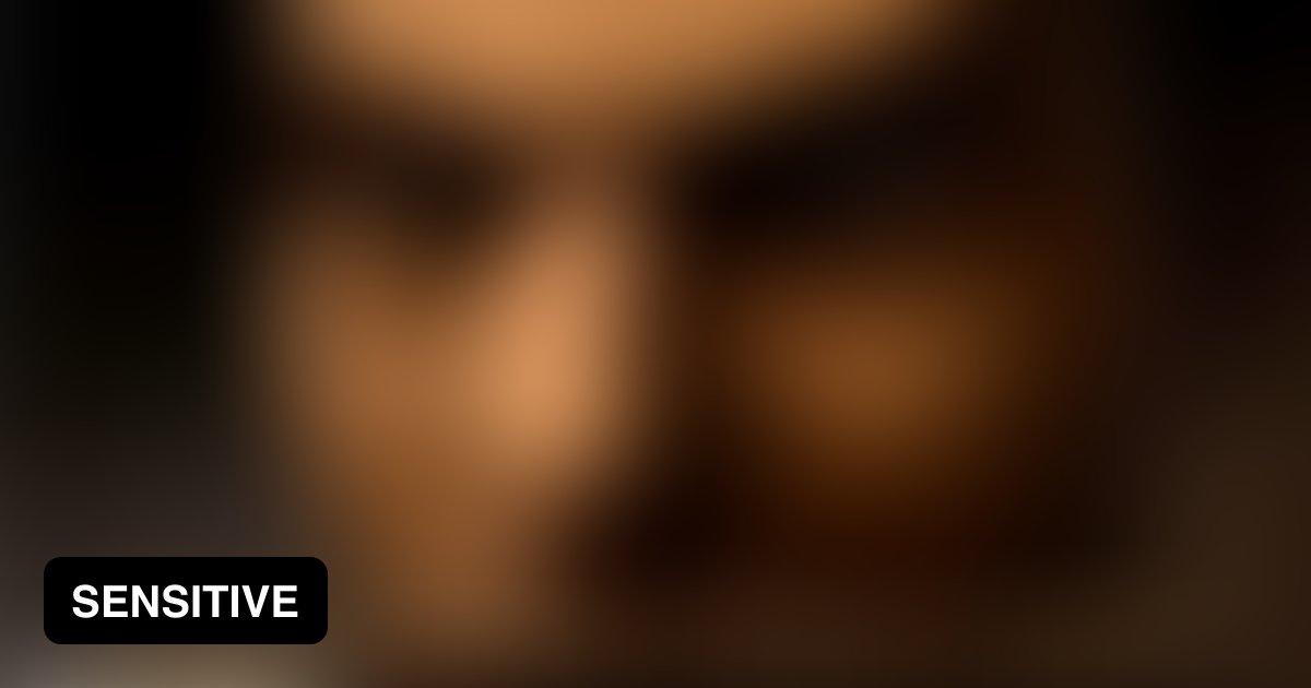 Horus being corrupted by Chaos be like - 9GAG