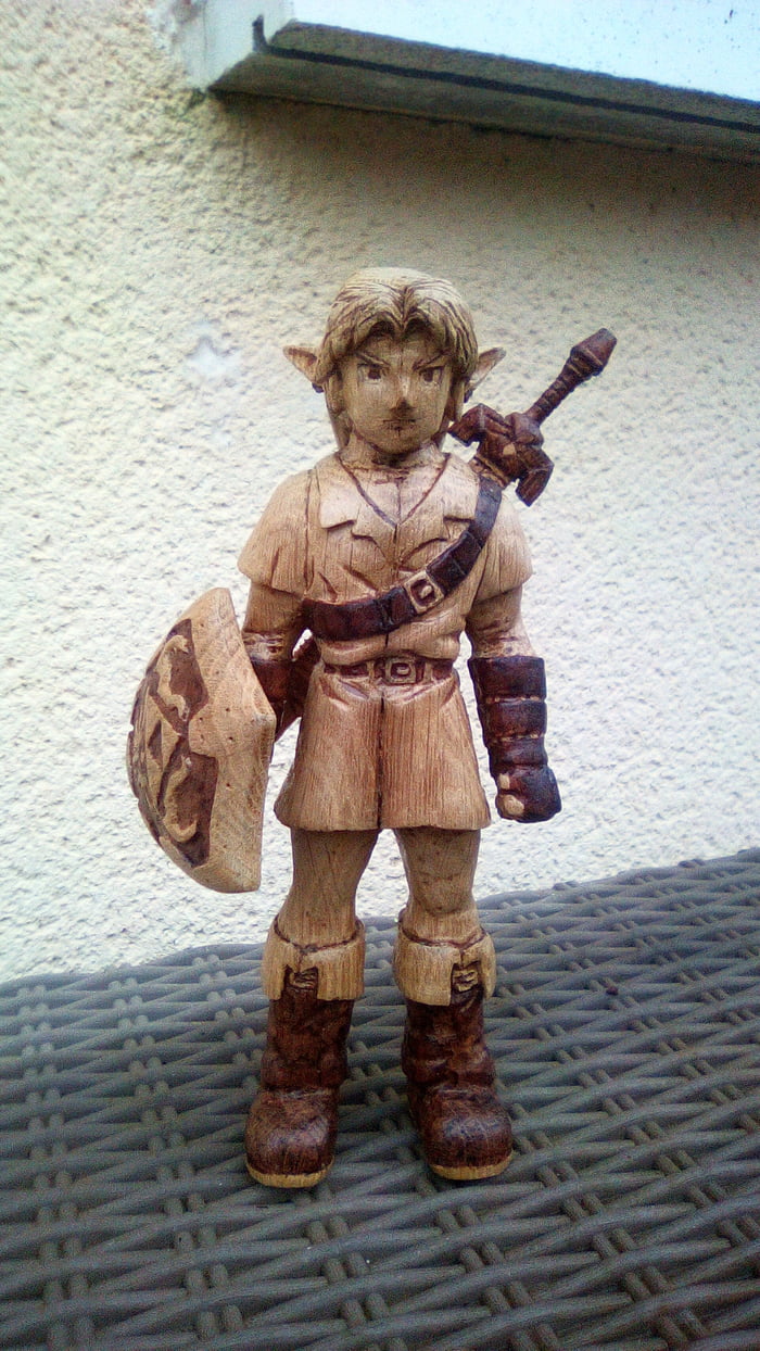 Carving a wooden Link from Zelda oot - 9GAG