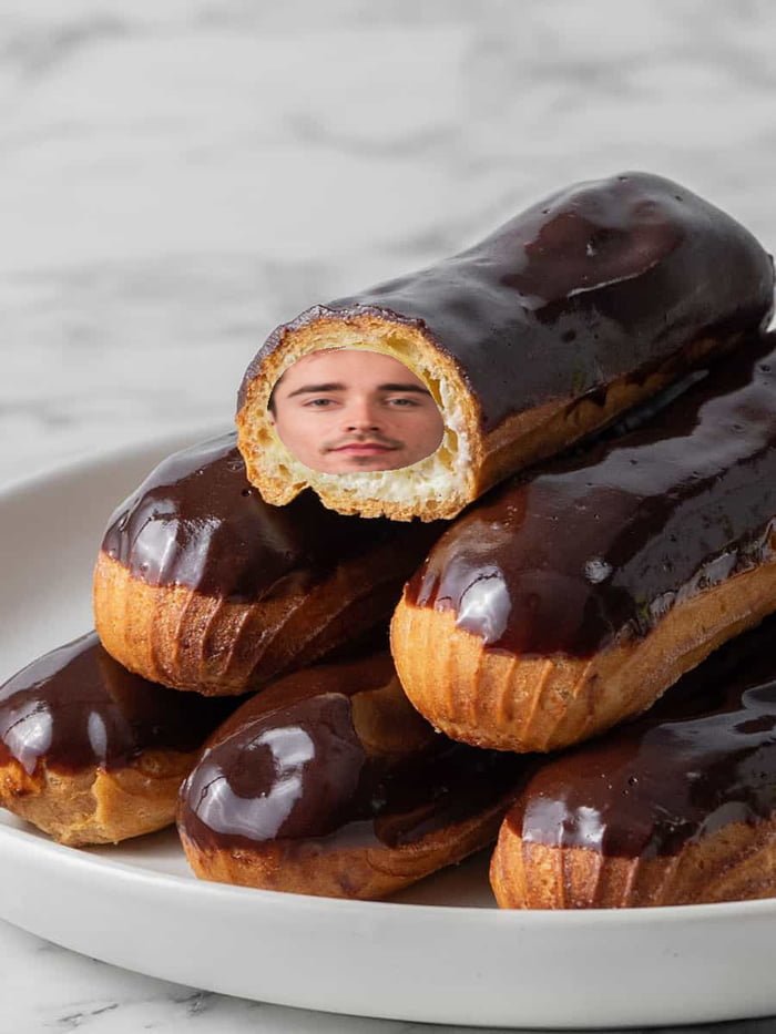 Charles L'Eclairs - 9GAG