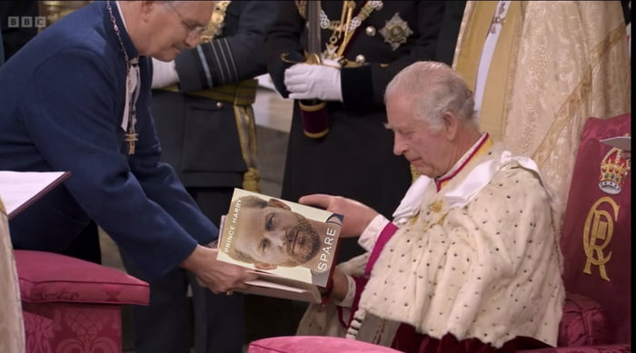 Hope it’s a signed copy - 9GAG