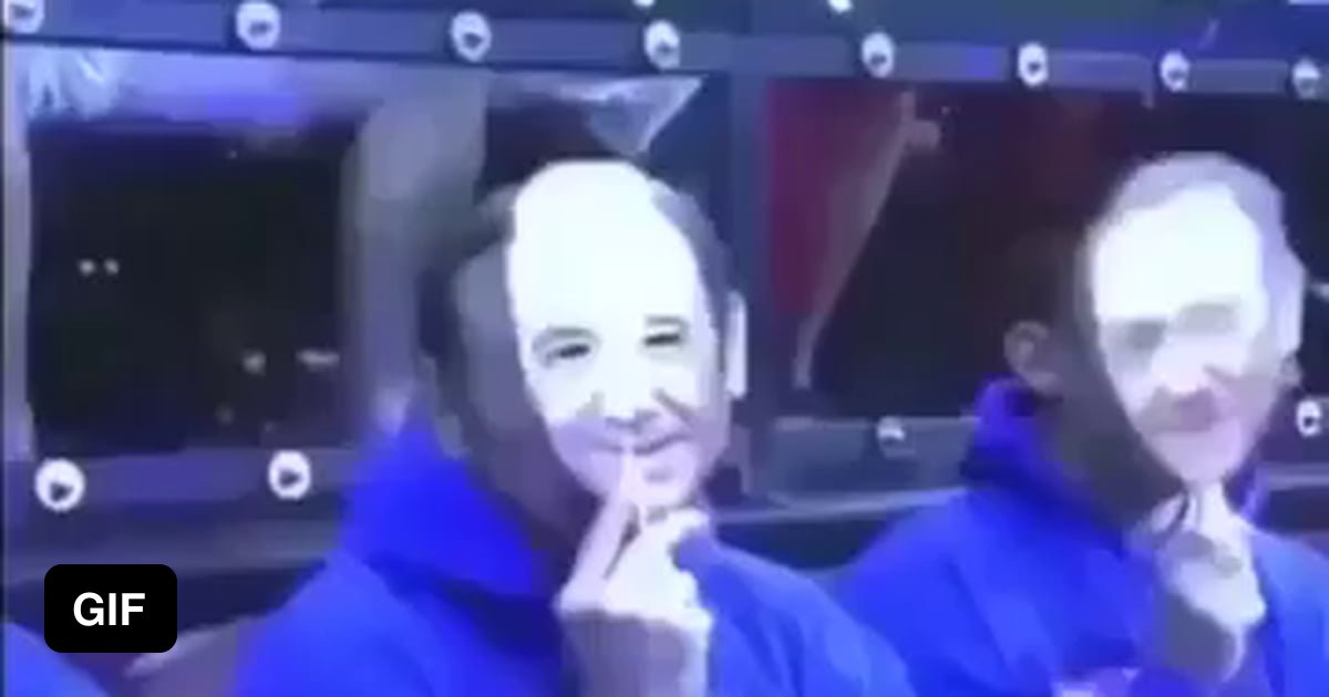 Random guy wearing Kevin Spacey mask - 9GAG