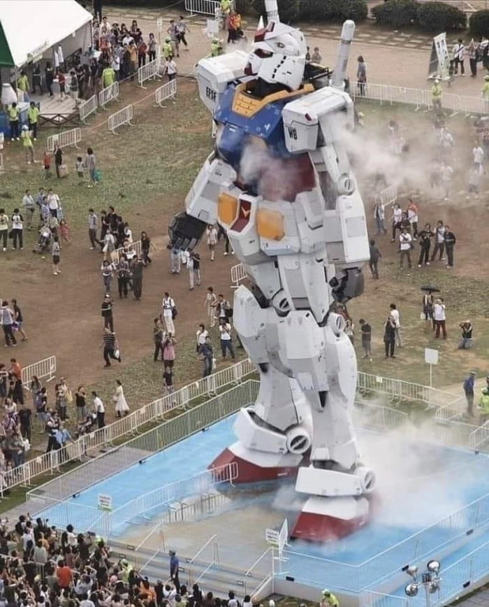 Real Life Gundam - 9GAG