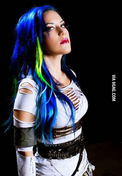 Alissa White Gluz. Beautiful and lead singer of Arch Enemy. - 9GAG