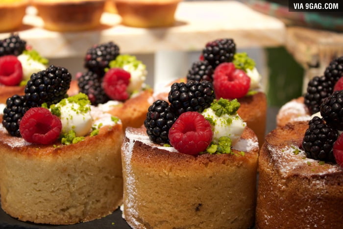 Beautiful Berry Financiers at Ottolenghi Spitalfields in London. - 9GAG