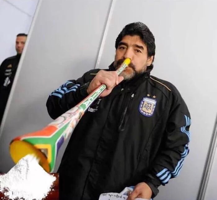 How to use a Vuvuzela by Diego Maradona - 9GAG